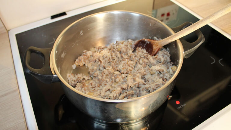 A recipe for perfect Orkney Patties | NorthLink Ferries